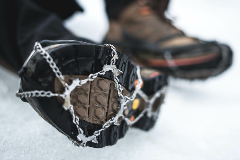 Winter crampons: how to choose them | SAIL Blog