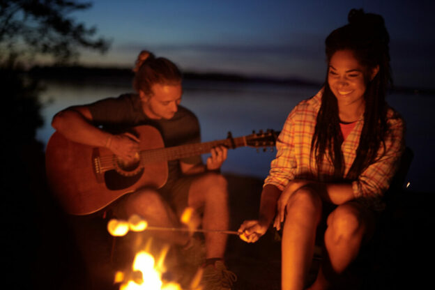 Building a campfire in an eco-friendly way | SAIL Blog