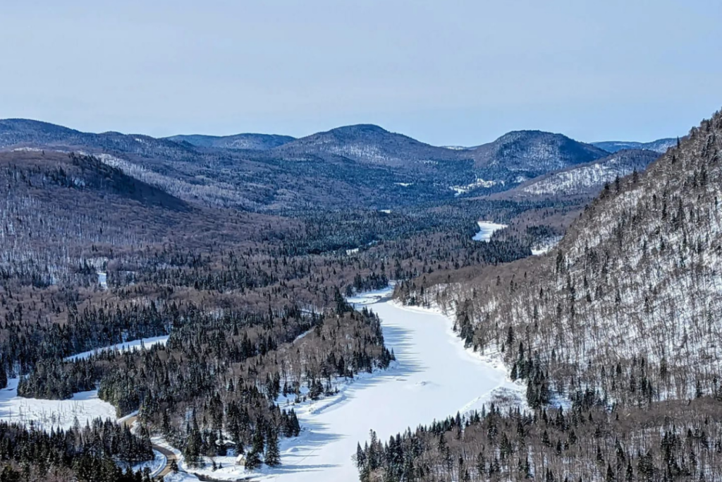 Top 10 Winter Hikes in Québec | SAIL Blog
